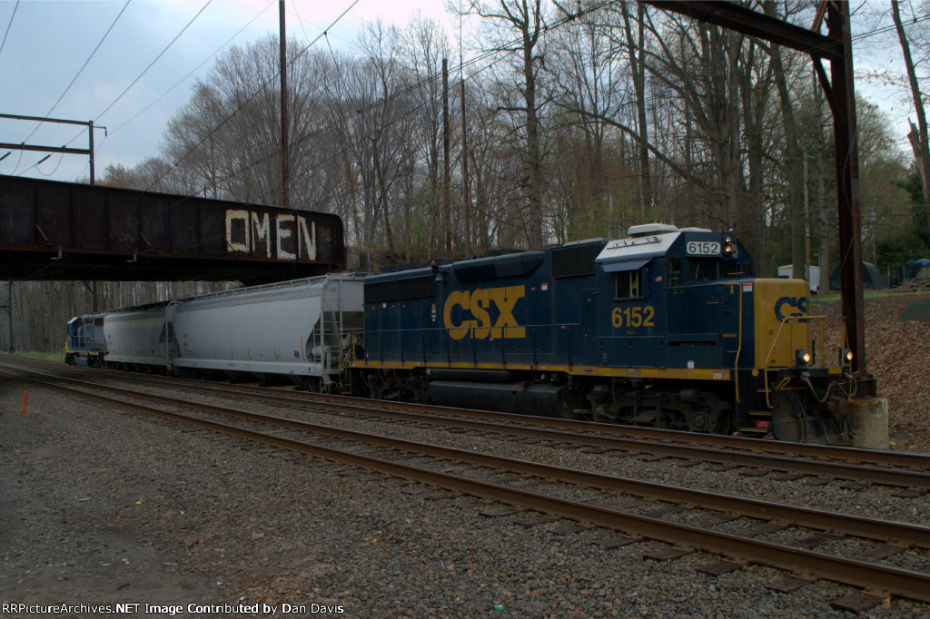 CSX GP40-2 6152 leads C770-21